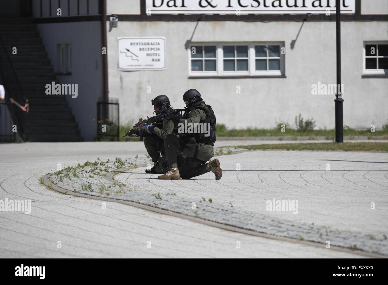 Exercise special police unit swat hi-res stock photography and images ...