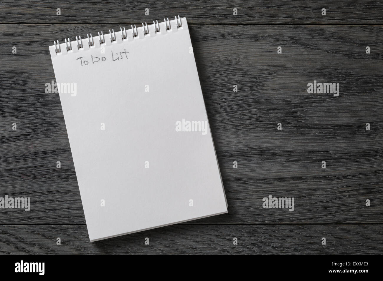 simple blank notepad with phrase to do list on rustic wood table Stock ...