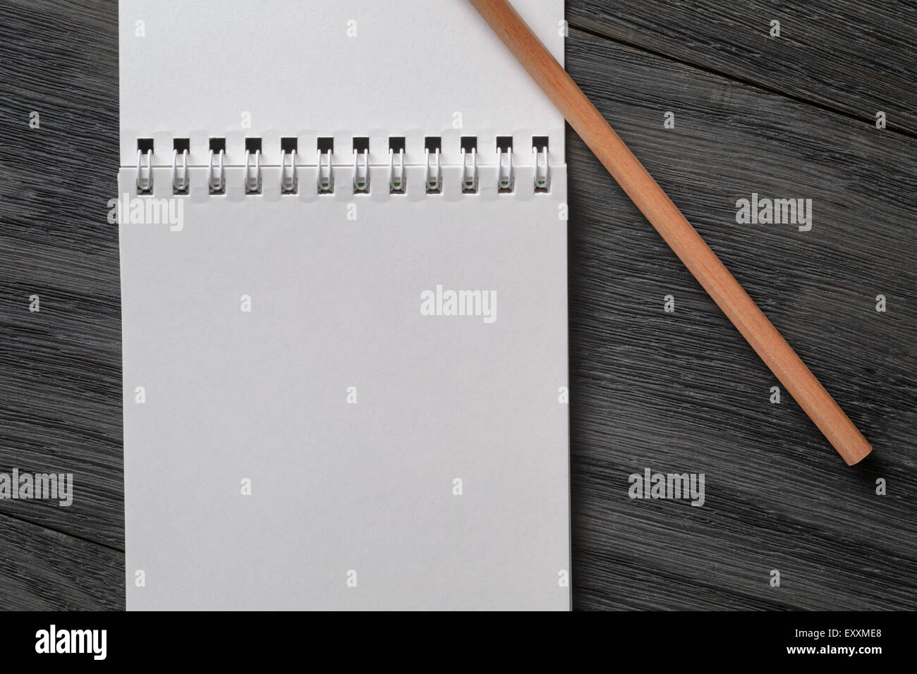 Blank list hi-res stock photography and images - Alamy
