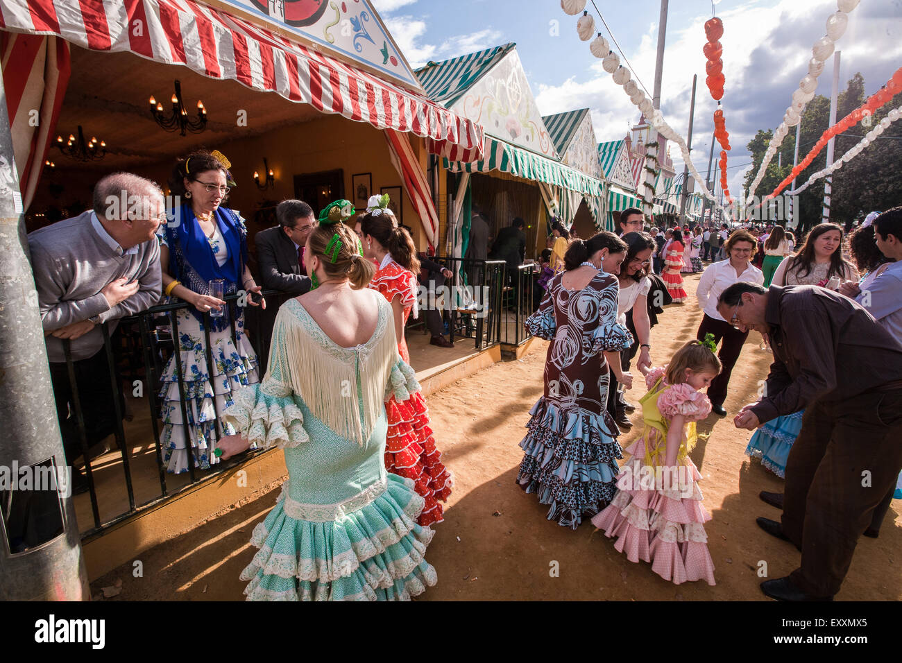 Dancing sevilla style in traditional seville dress in seville hi-res ...