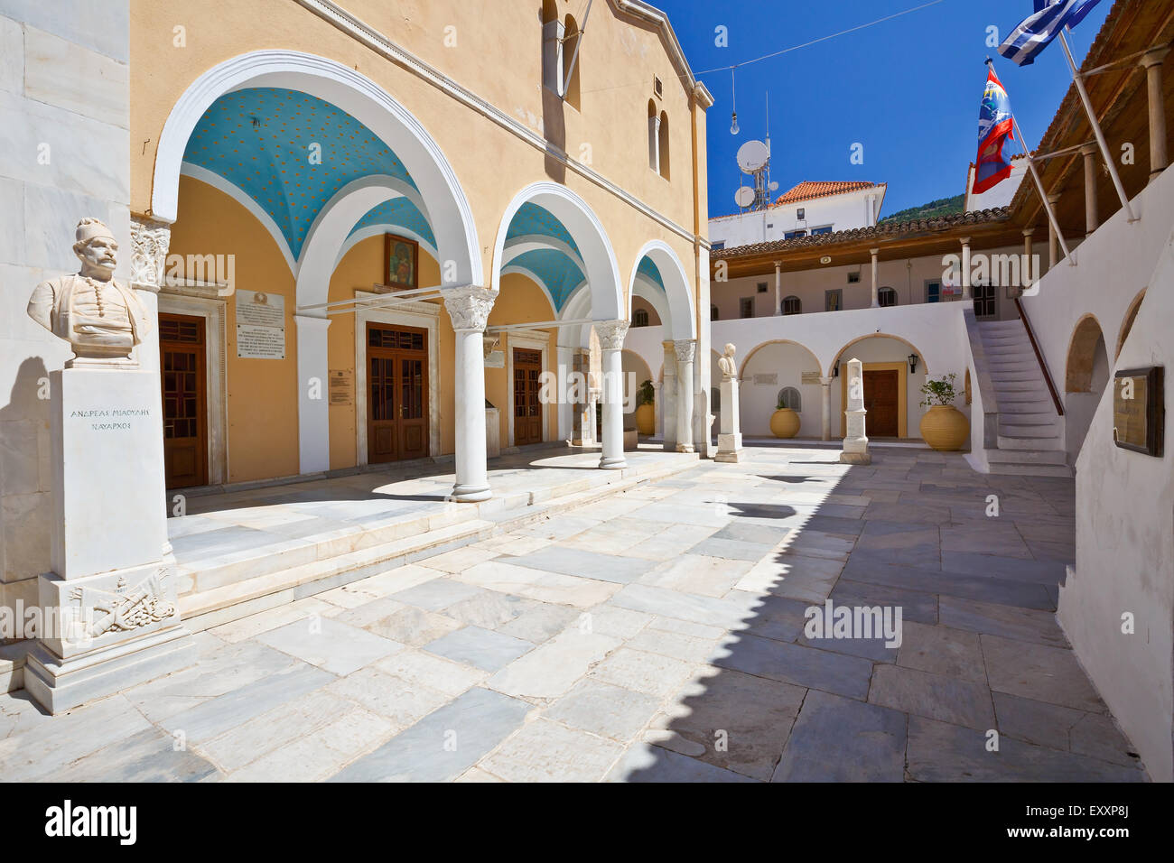 Historic hydra town hi-res stock photography and images - Alamy