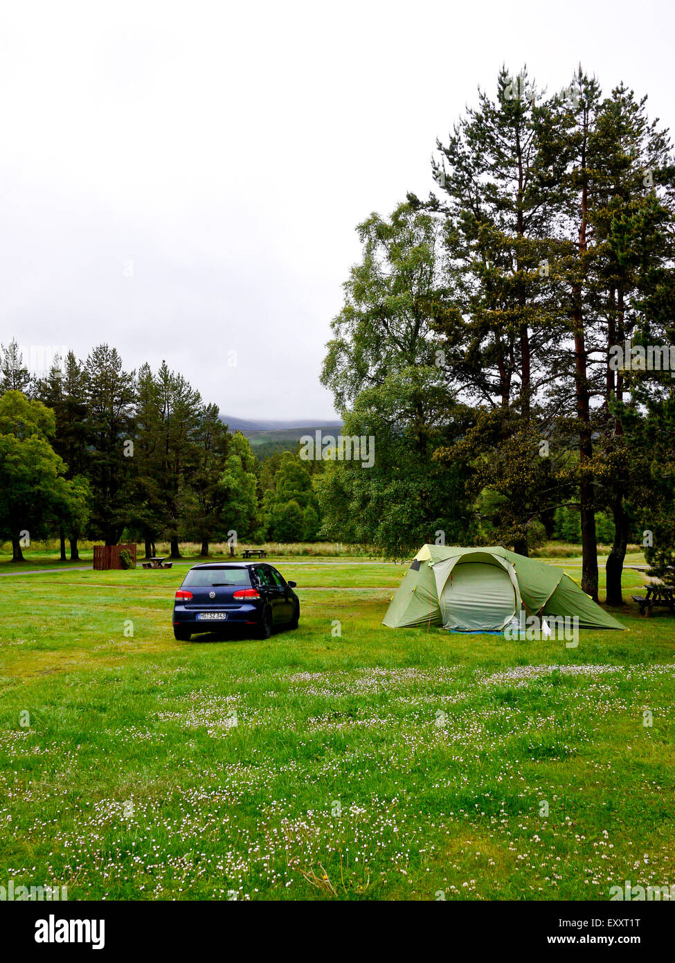 Empty campsite hi-res stock photography and images - Alamy