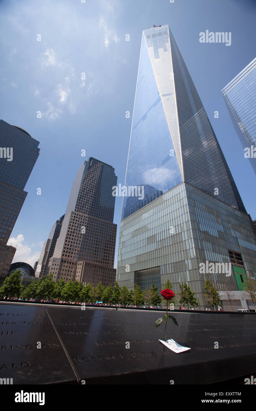 Freedom tower antenna hi-res stock photography and images - Alamy