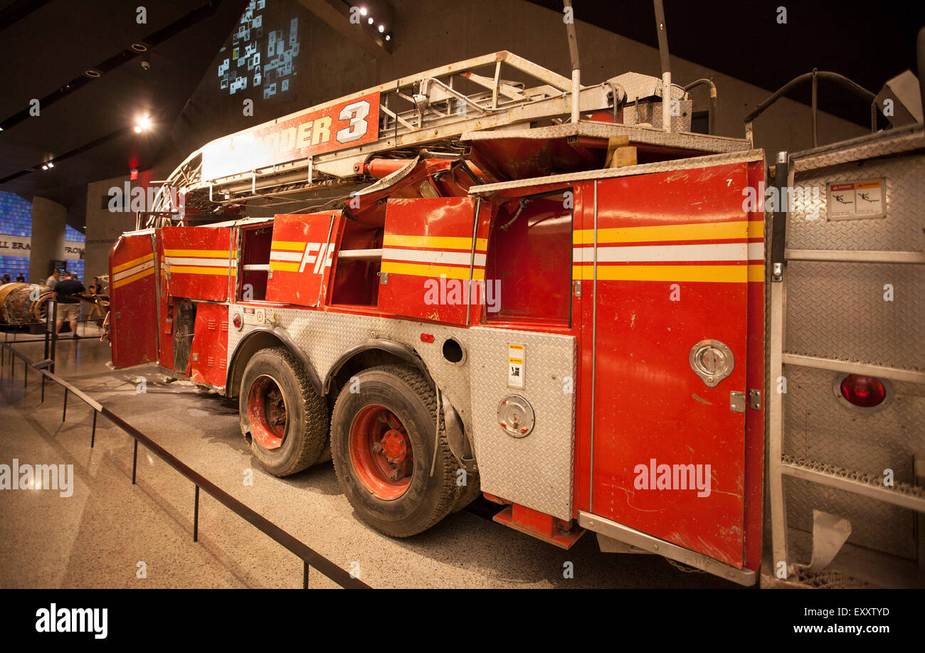 Fdny ladder company 3 hi-res stock photography and images - Alamy