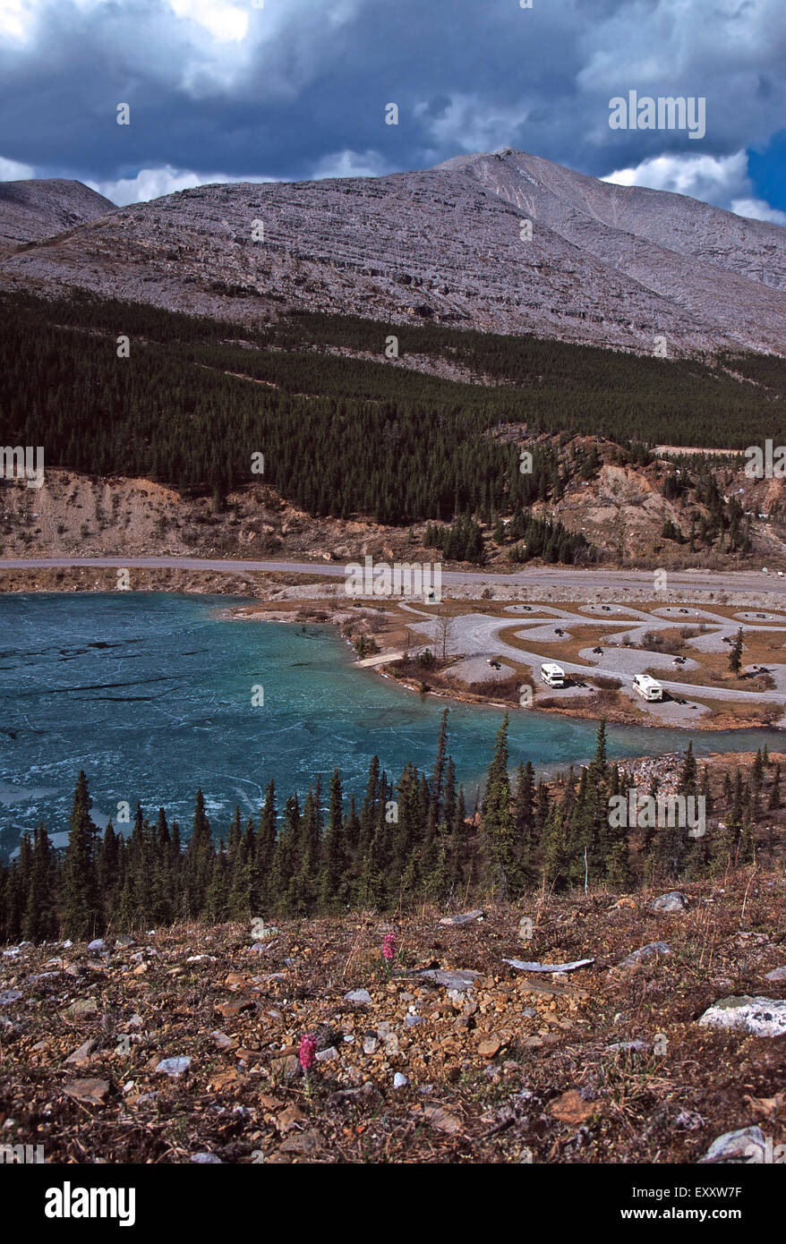 Summit Lake Campground High Resolution Stock Photography and Images - Alamy