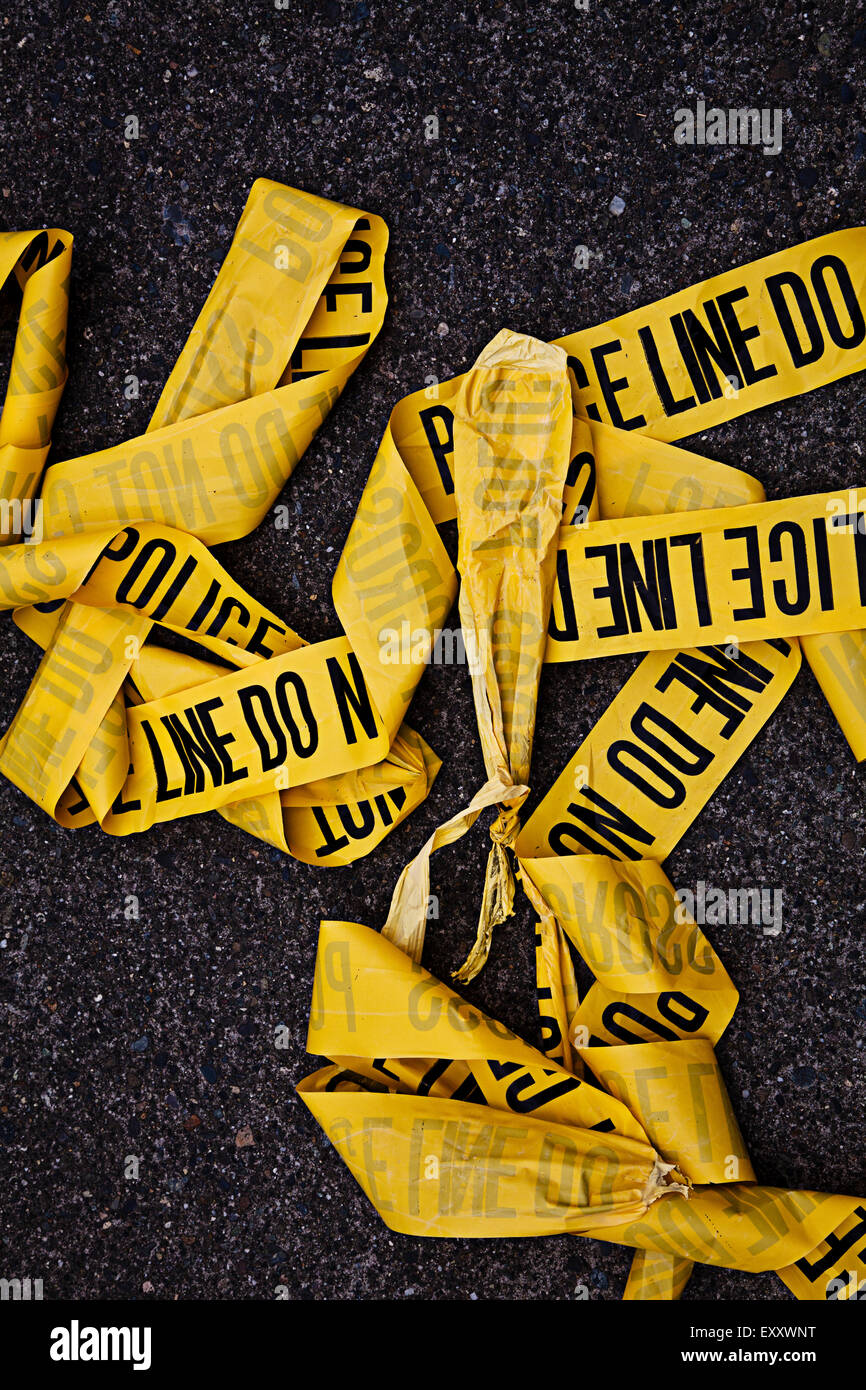 Police tape accident hi-res stock photography and images - Alamy