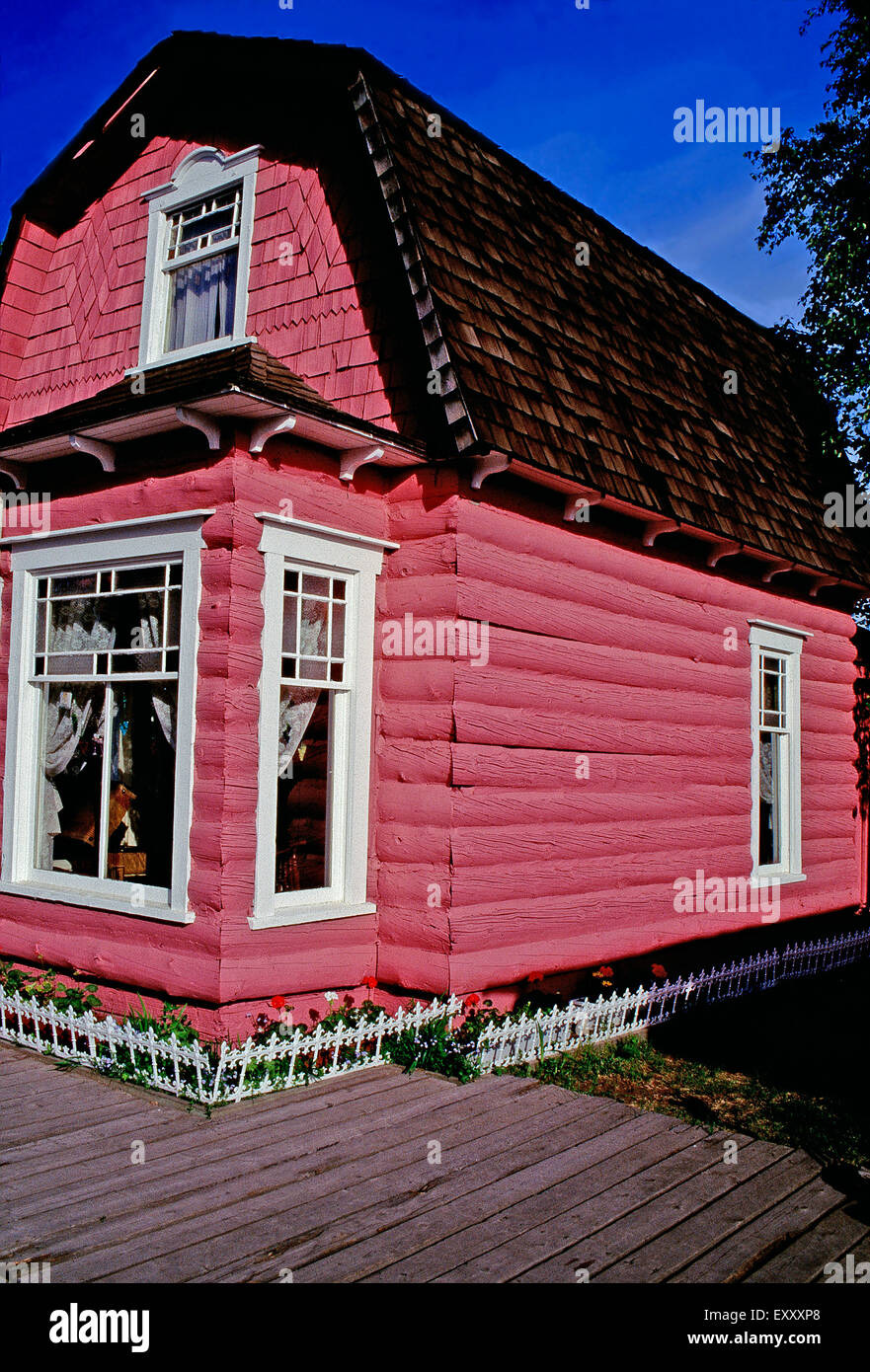 Kitty Hensley House, Pioneer Park,Fairbanks,Alaska Stock Photo - Alamy Kitty Hensley House, Pioneer Park,Fairbanks,Alaska Stock Photo - Alamy