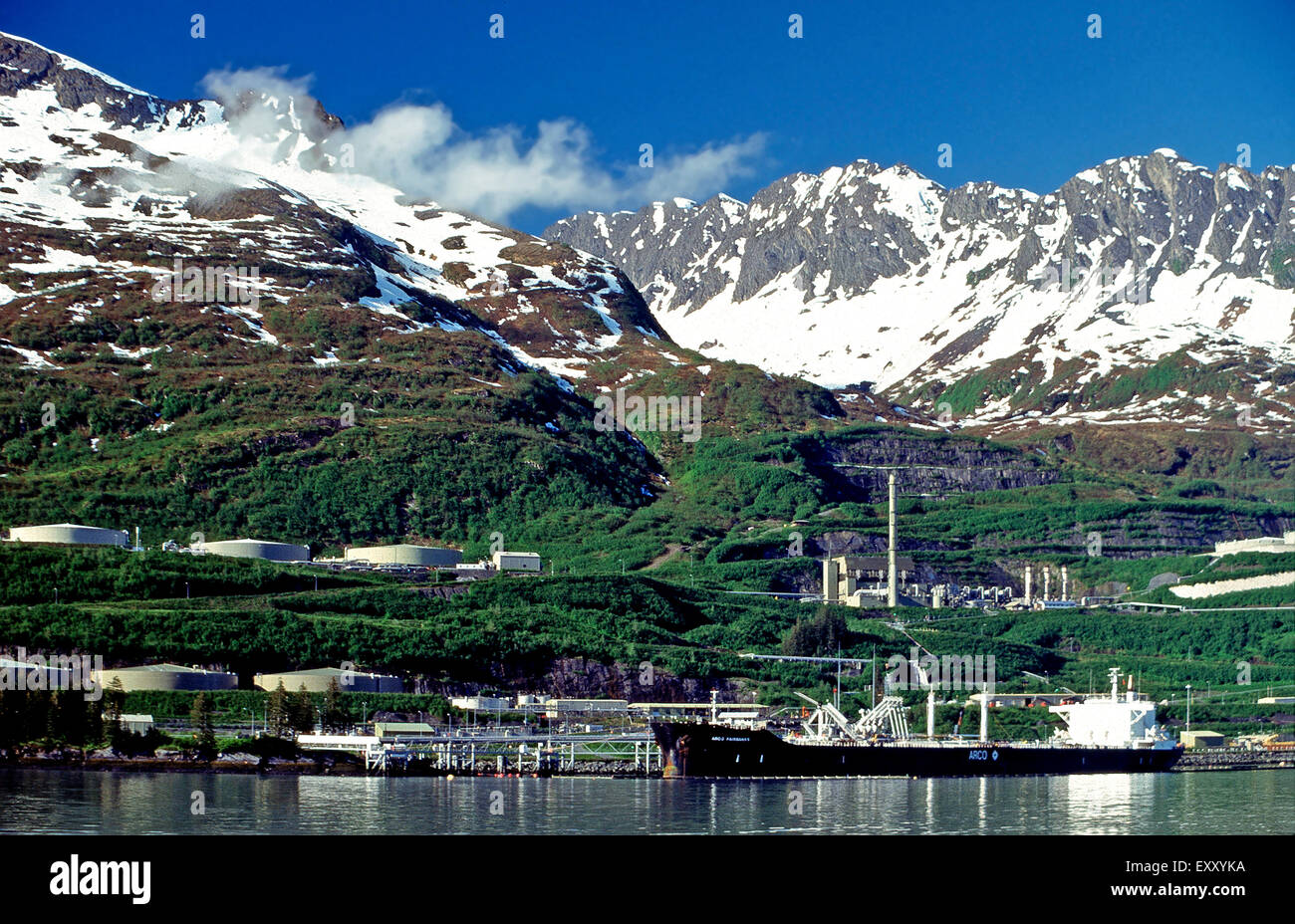 Oil tanker spill hi-res stock photography and images - Alamy