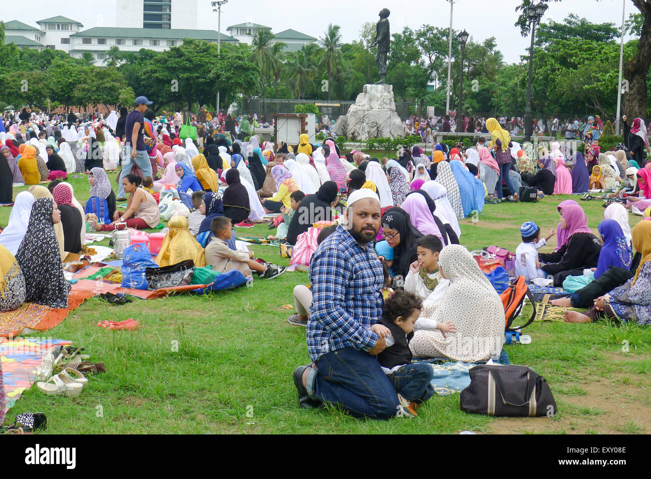 Manila, Philippines. 17th July, 2015. A muslim foreigner was one who ...