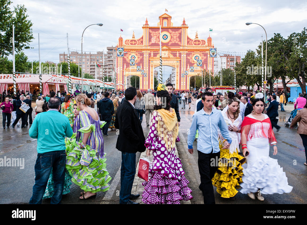 Dancing sevilla style in traditional seville dress in seville hi-res ...