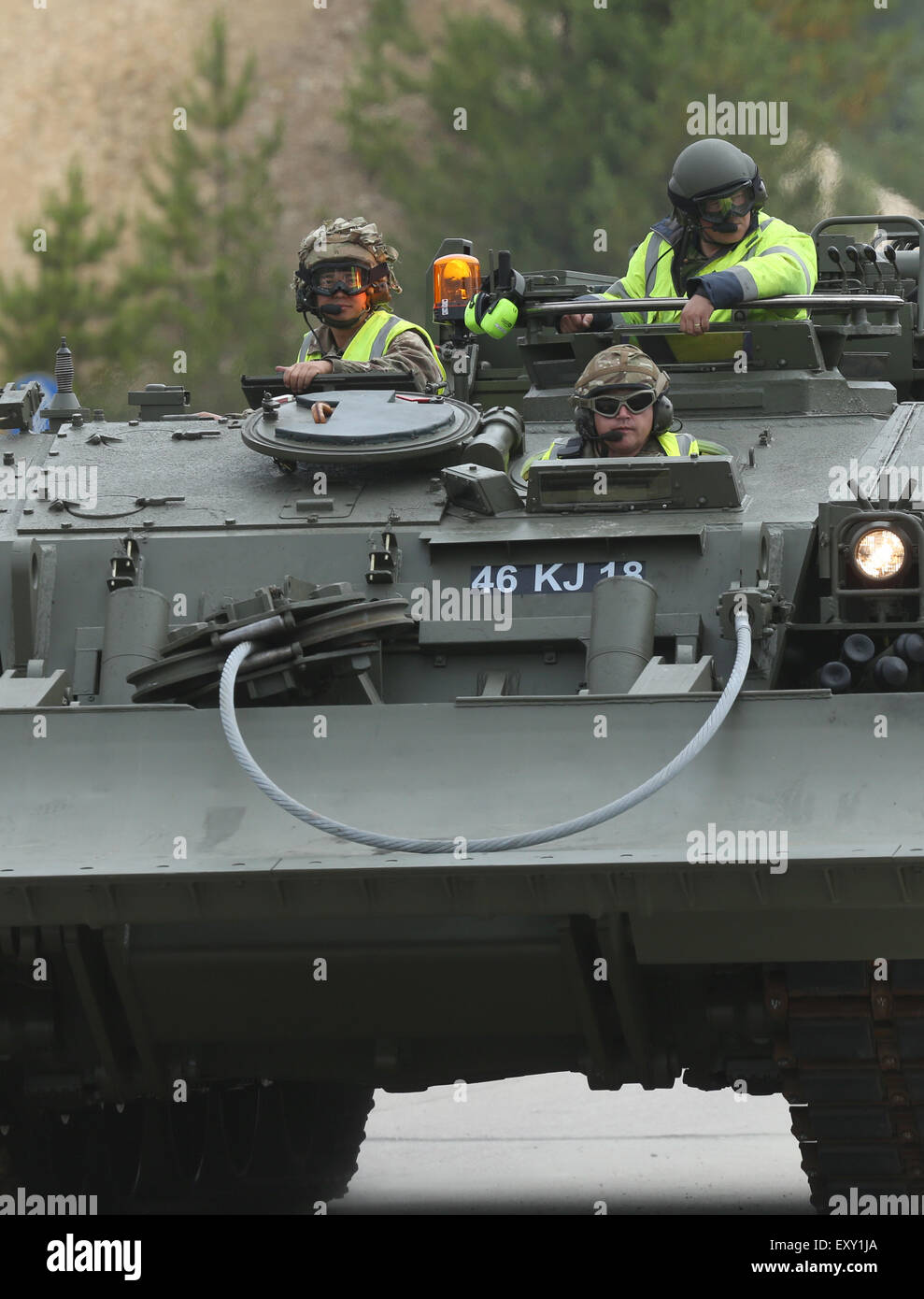 British army Challenger Armoured Repair and Recovery Vehicle (CRARRV ...