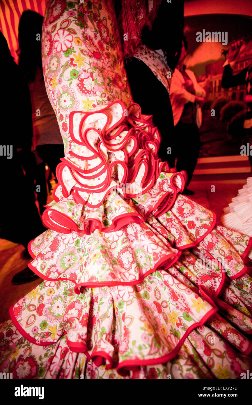 Dancing sevilla style in traditional seville dress in seville hi-res ...