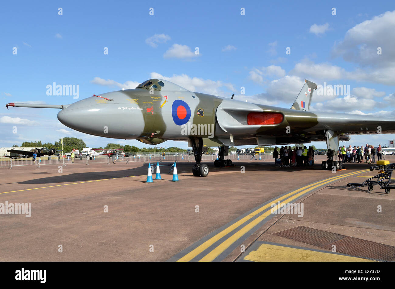 Avro Vulcan B2 bomber XH558 aircraft in RAF colours on static display ...