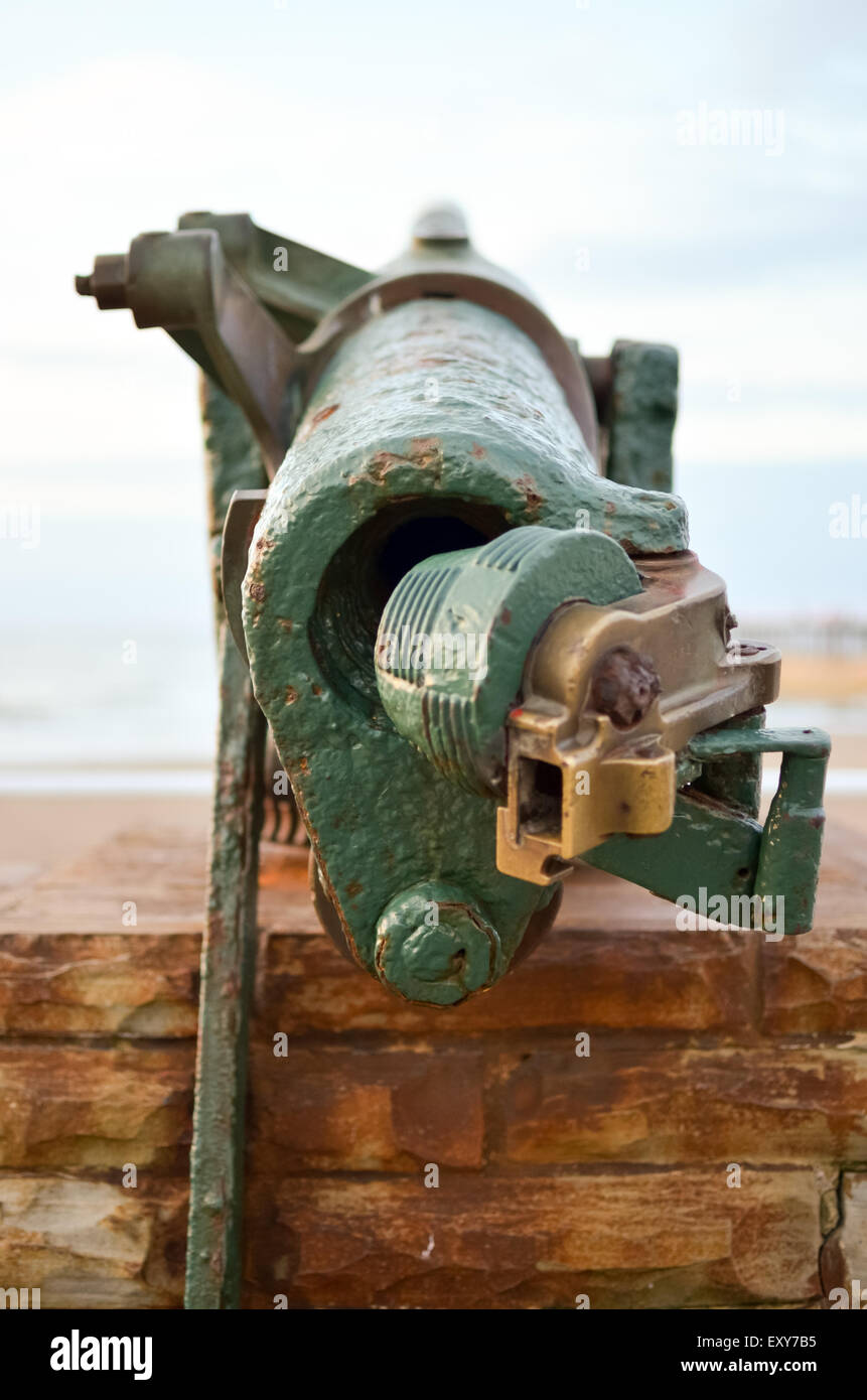 World War One Pounder Gun High Resolution Stock Photography and Images ...