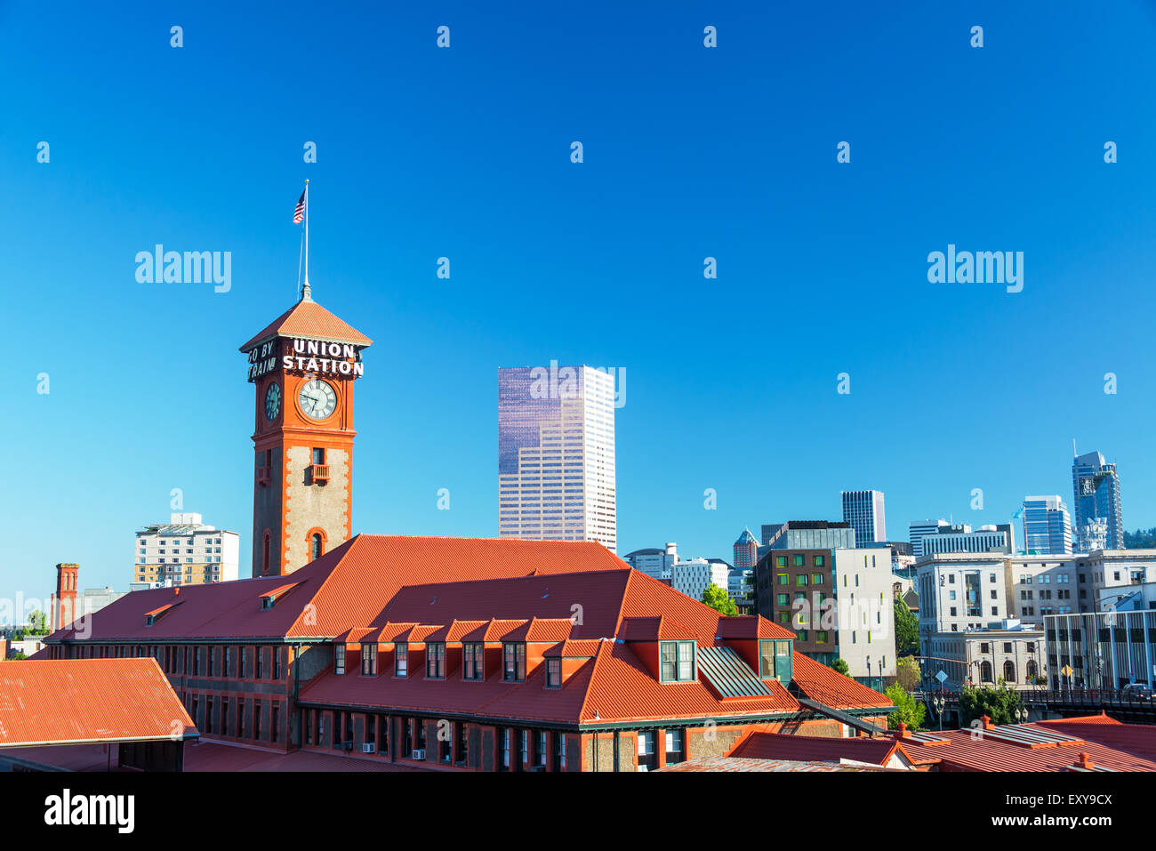 View of the downtown of Portland, Oregon with Union Station in the ...