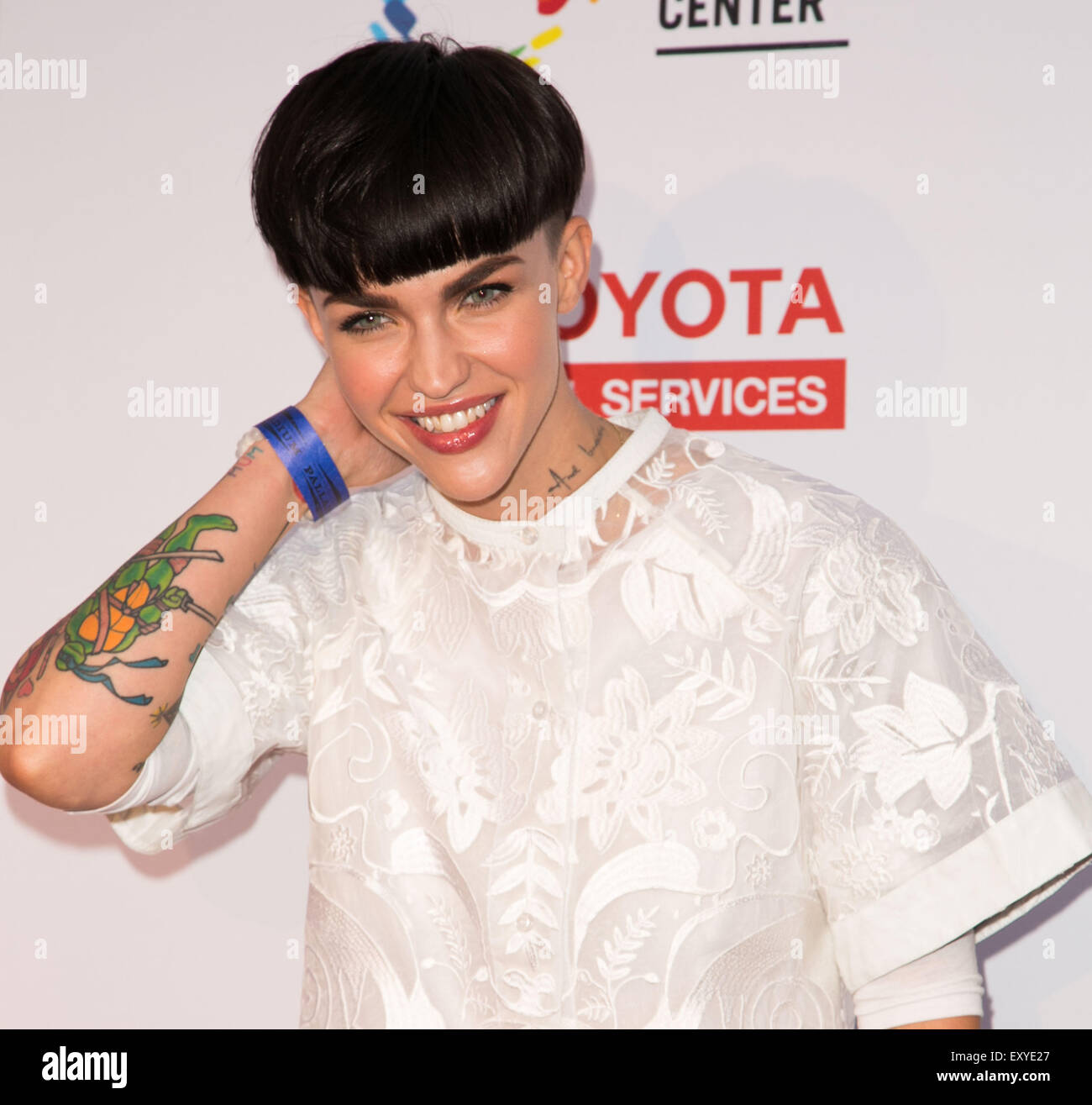 Celebrities attend 'An Evening With Women' benefiting the Los Angeles ...