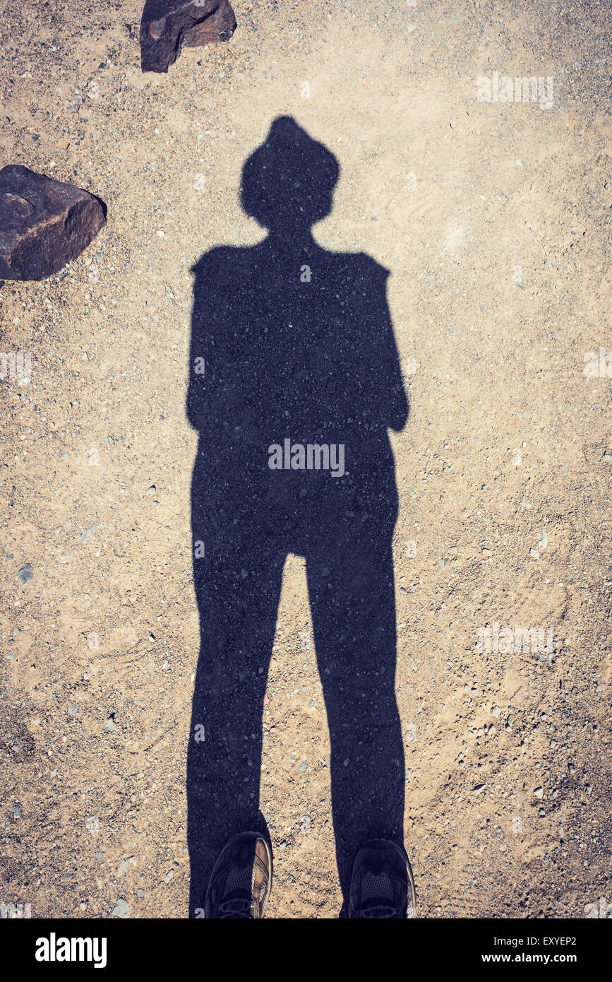 Outline of body and shadow hi-res stock photography and images - Alamy