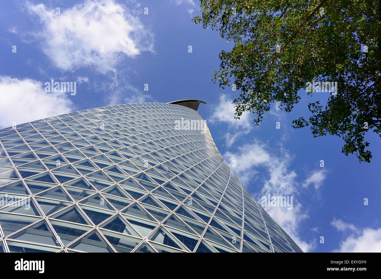 Modern glass towers hi-res stock photography and images - Alamy