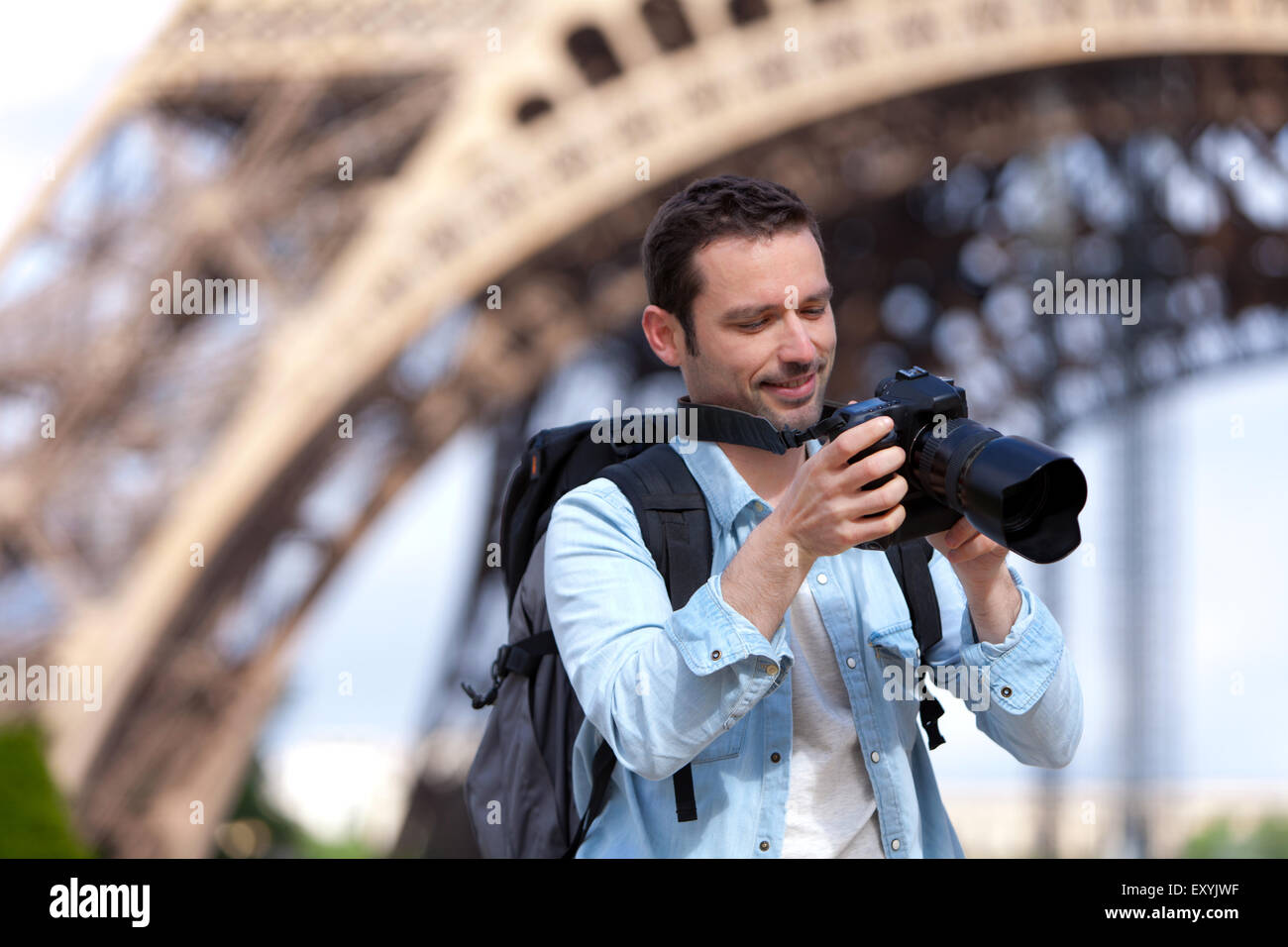 Checking subway map hi-res stock photography and images - Alamy