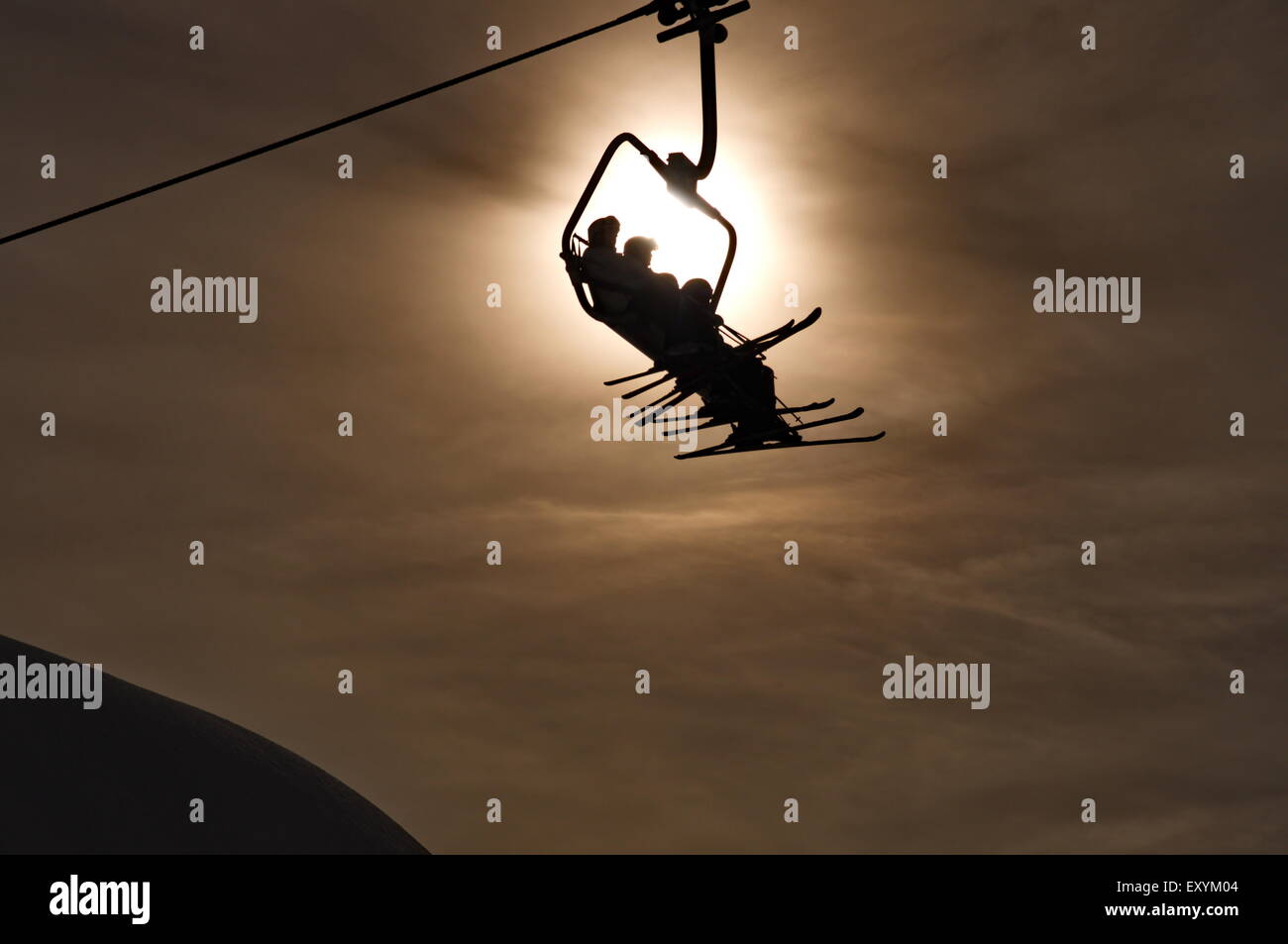 Ski lift silhouette hi-res stock photography and images - Alamy