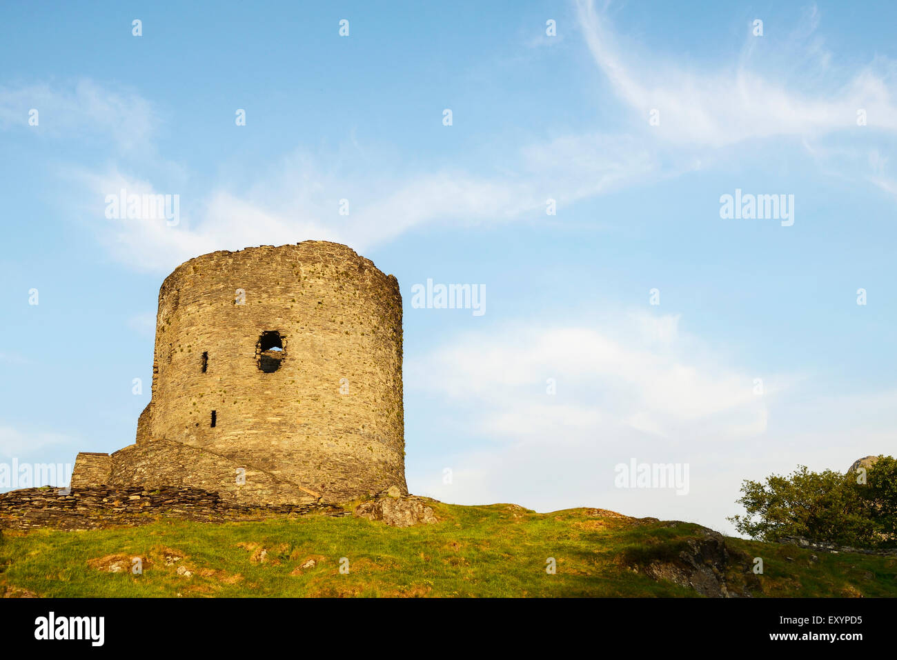 Dolbadarn Castle in Llanberis, Snowdonia Stock Photo - Alamy