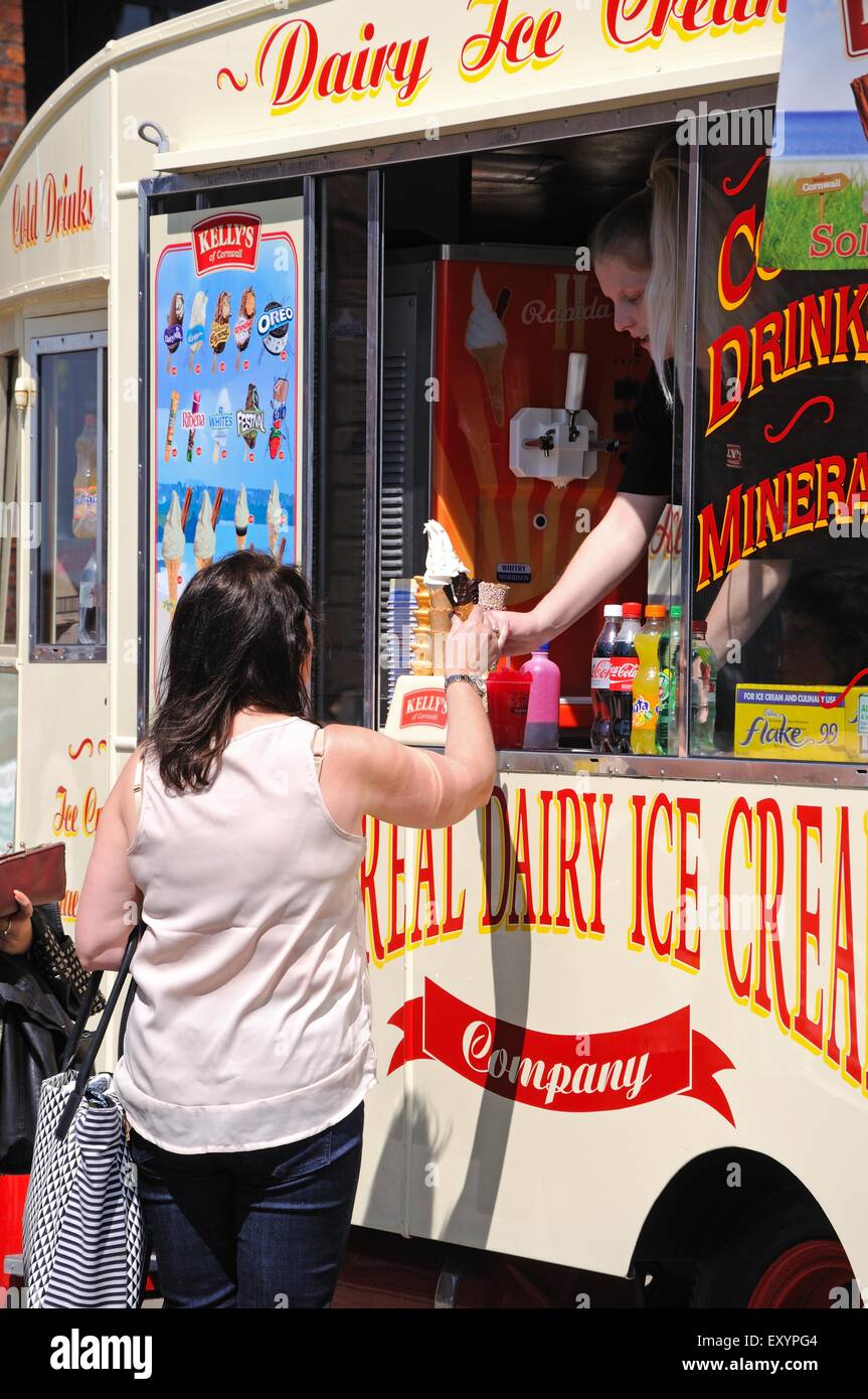 Buying Ice Cream Van Stock Photos & Buying Ice Cream Van Stock Images ...