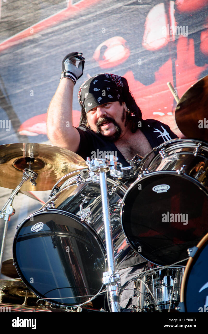 American heavy metal supergroup hi-res stock photography and images - Alamy