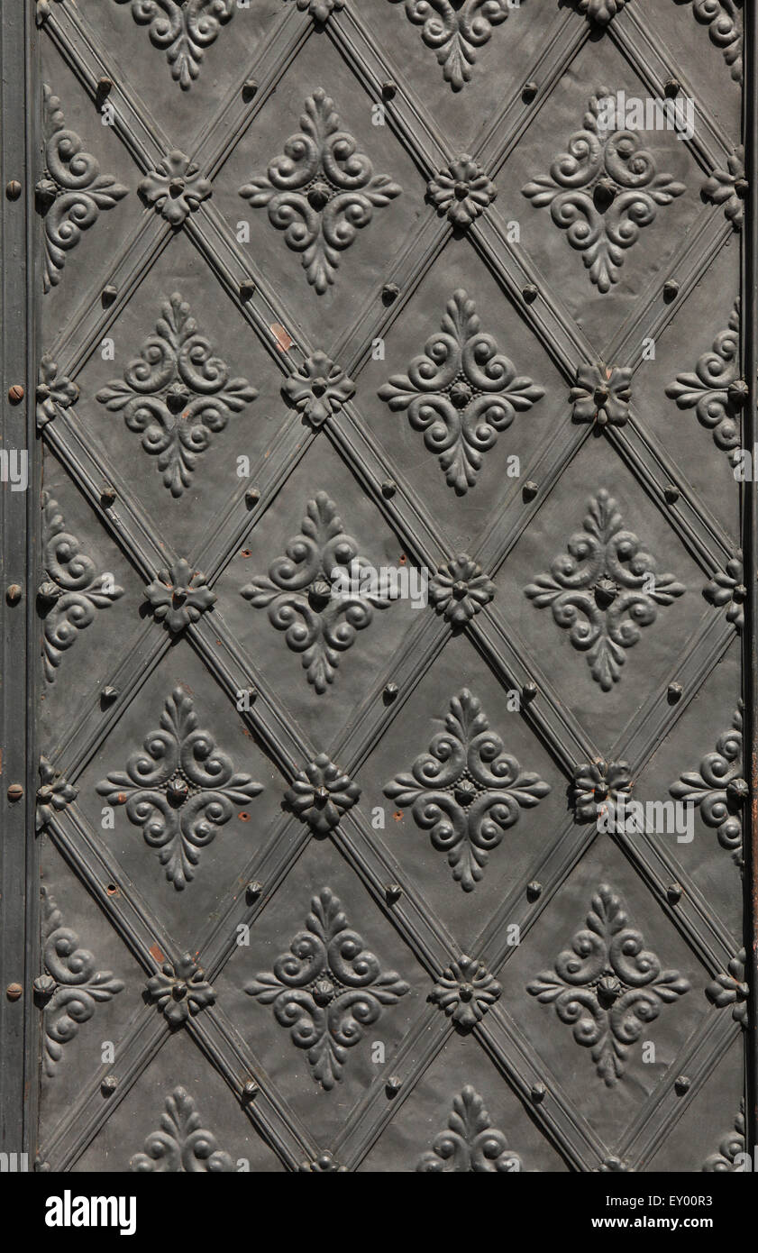 Gate background hi-res stock photography and images - Alamy