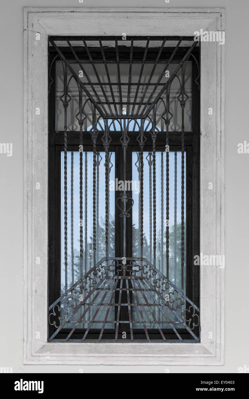 Black window grating hi-res stock photography and images - Alamy