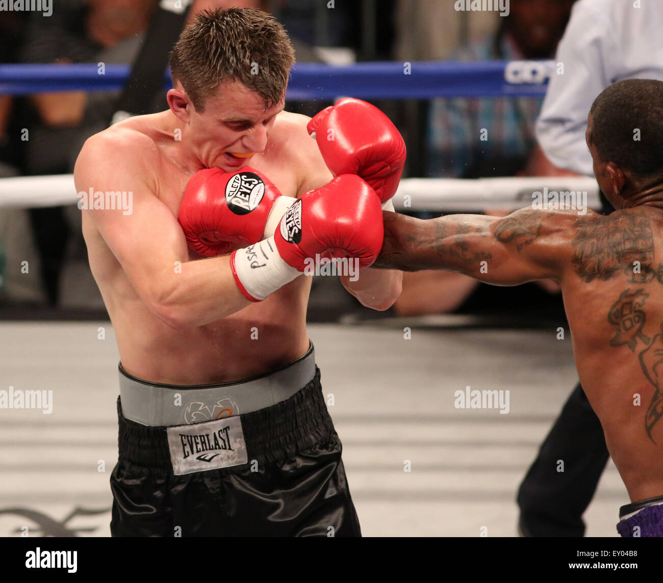 Bethlehem, Pennsylvania, USA. 17th July, 2015. DERRICK WEBSTER (purple ...