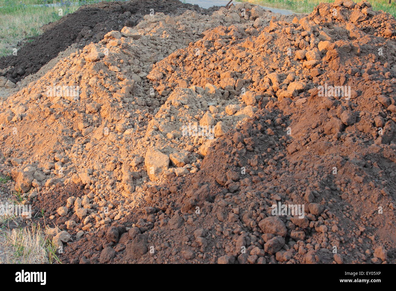 Dug earth hi-res stock photography and images - Alamy