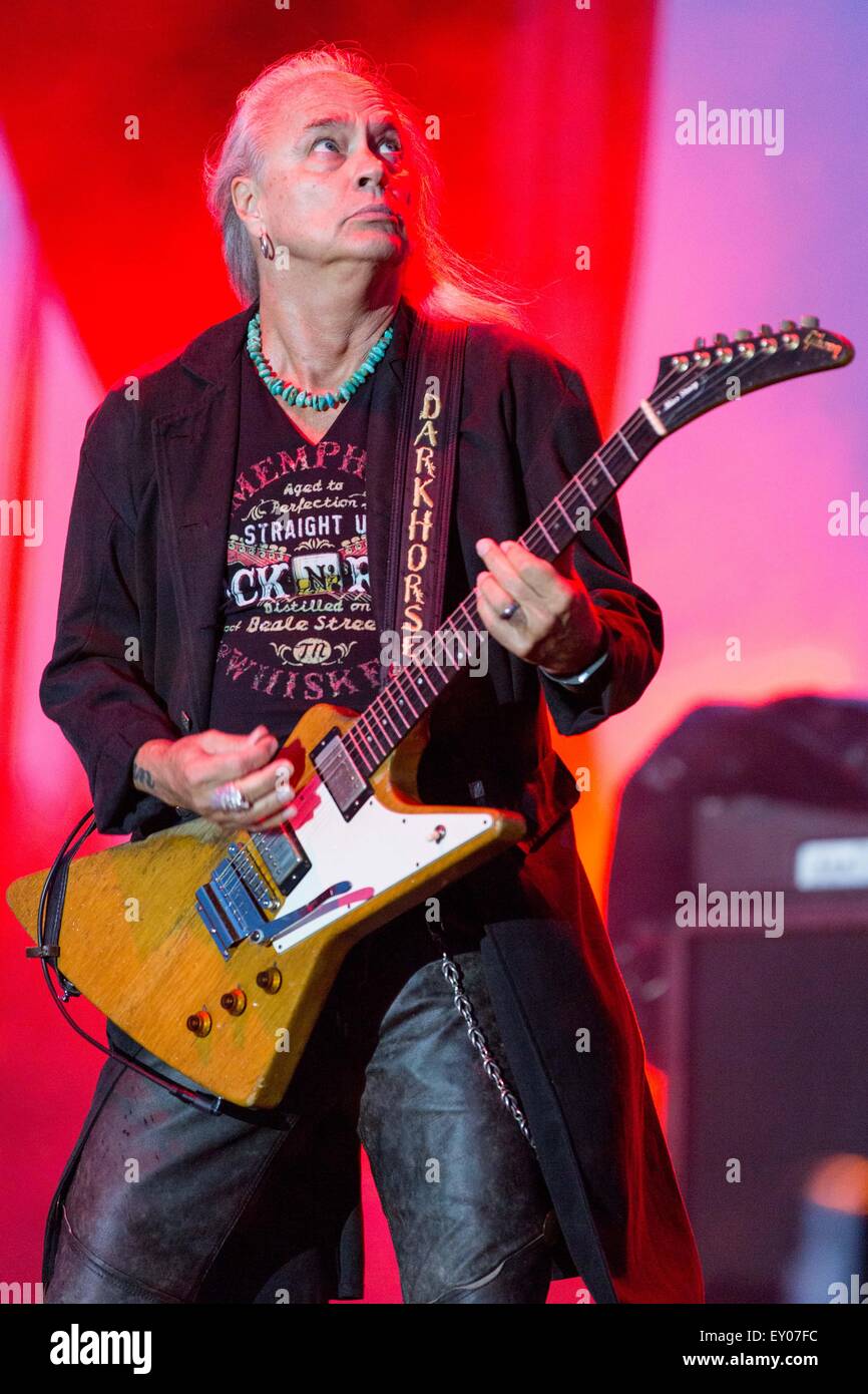 Mark matejka of lynyrd skynyrd hi-res stock photography and images - Alamy