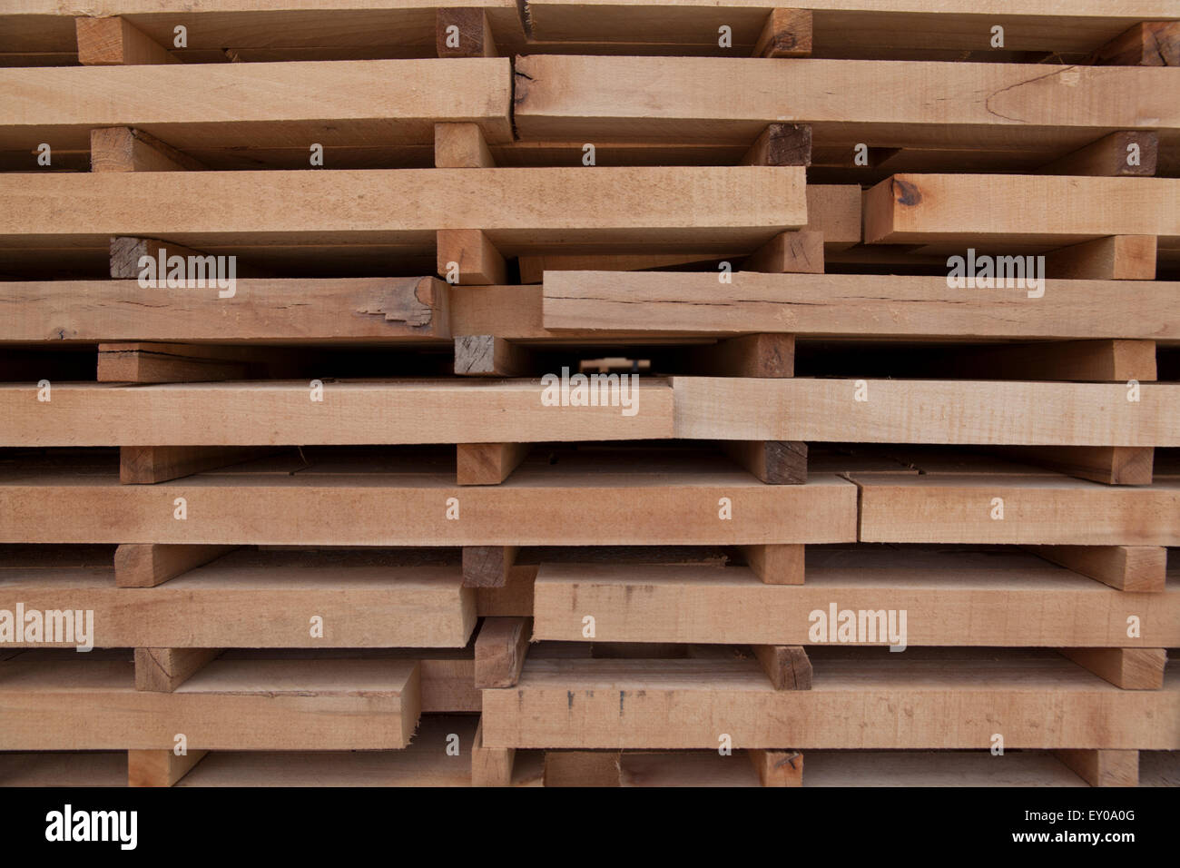 wooden beams at the stack Stock Photo - Alamy