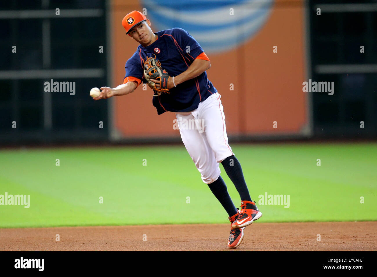 Houston, TX, USA. 18th July, 2015. Houston Astros shortstop Carlos ...