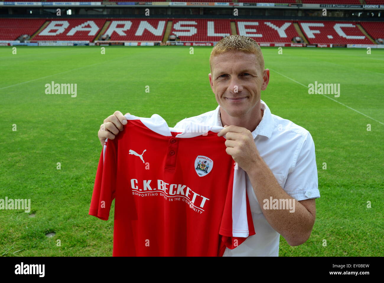 Ex Barnsley FC footballer Bobby Hassell at the Barnsley FC Football ...