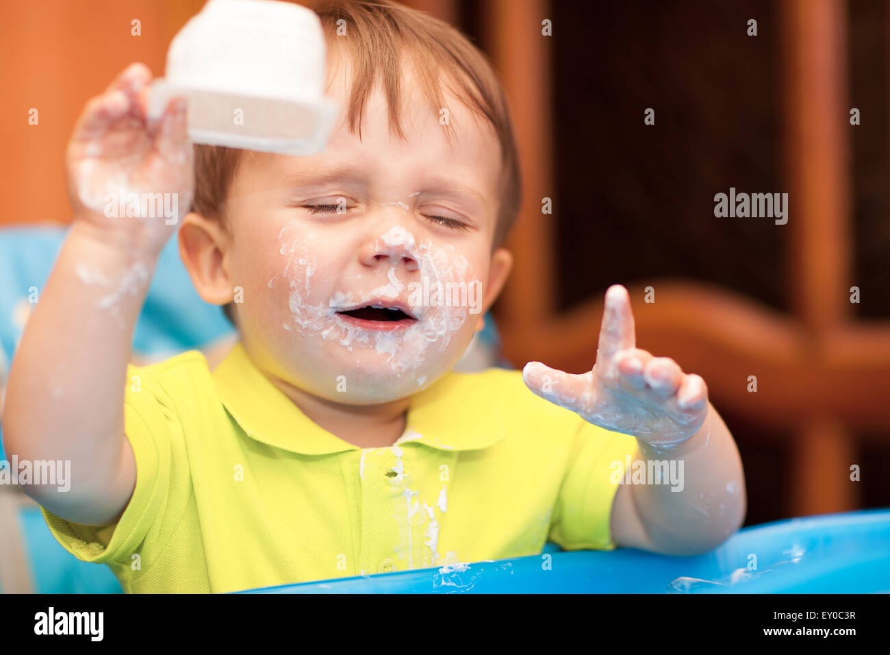 Little boy crying with face got dirty Stock Photo - Alamy Little boy crying with face got dirty Stock Photo - Alamy