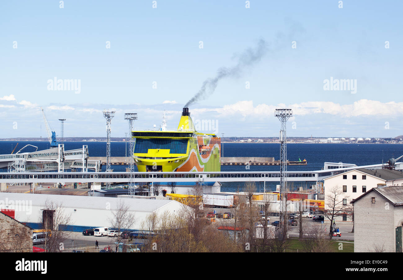 Developed seaport infrastructure Stock Photo - Alamy