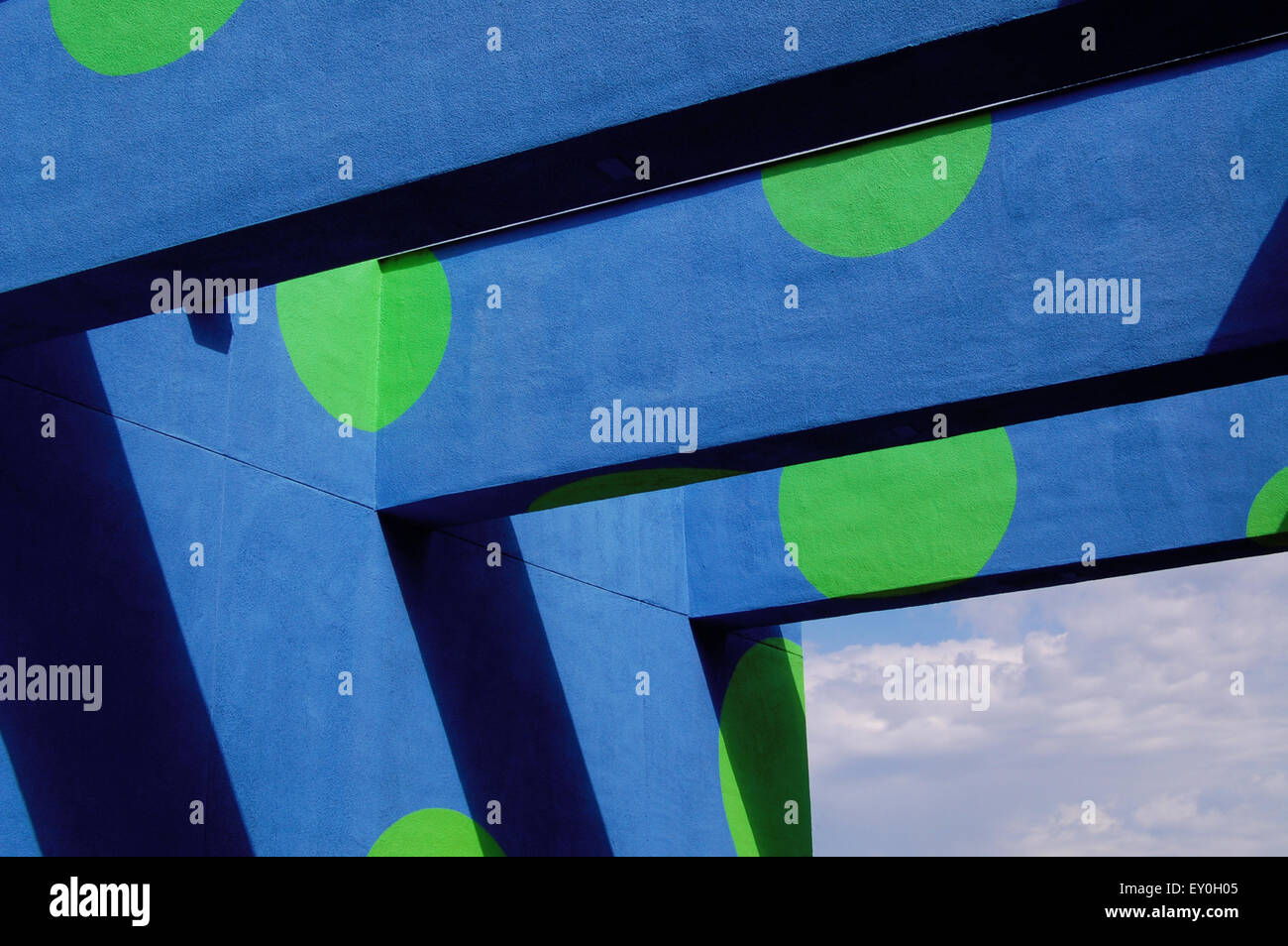Architectural detail of pedestrian walkway with geometric design Stock ...