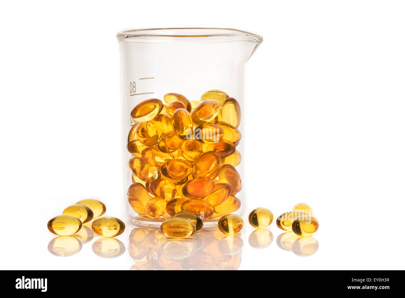 Medical beaker hi-res stock photography and images - Alamy