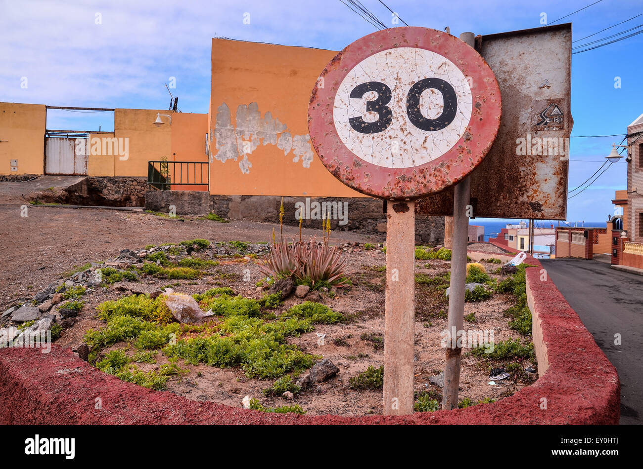 Vintage Old Rusty Road Sign Stock Photo - Alamy