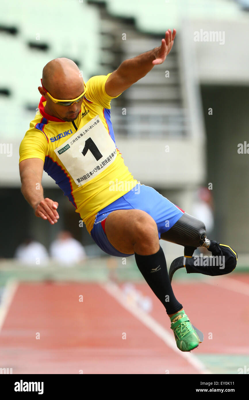 Yanmar Stadium Nagai, Osaka, Japan. 18th July, 2015. Atsushi Yamamoto ...