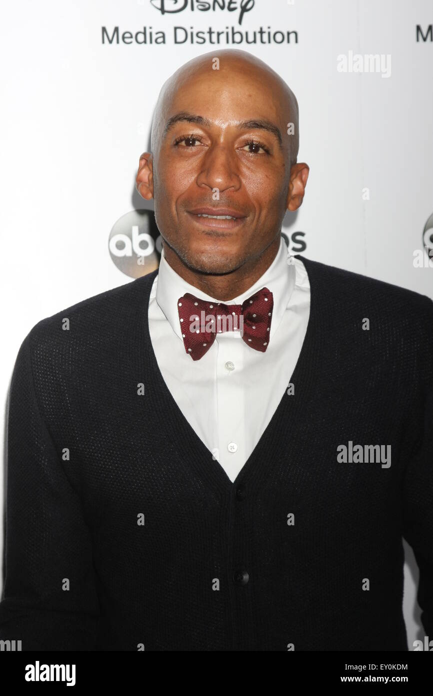 James lesure hi-res stock photography and images - Alamy