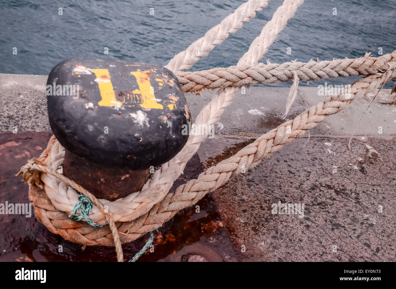 Old Vintage Naval Rope Stock Photo - Alamy
