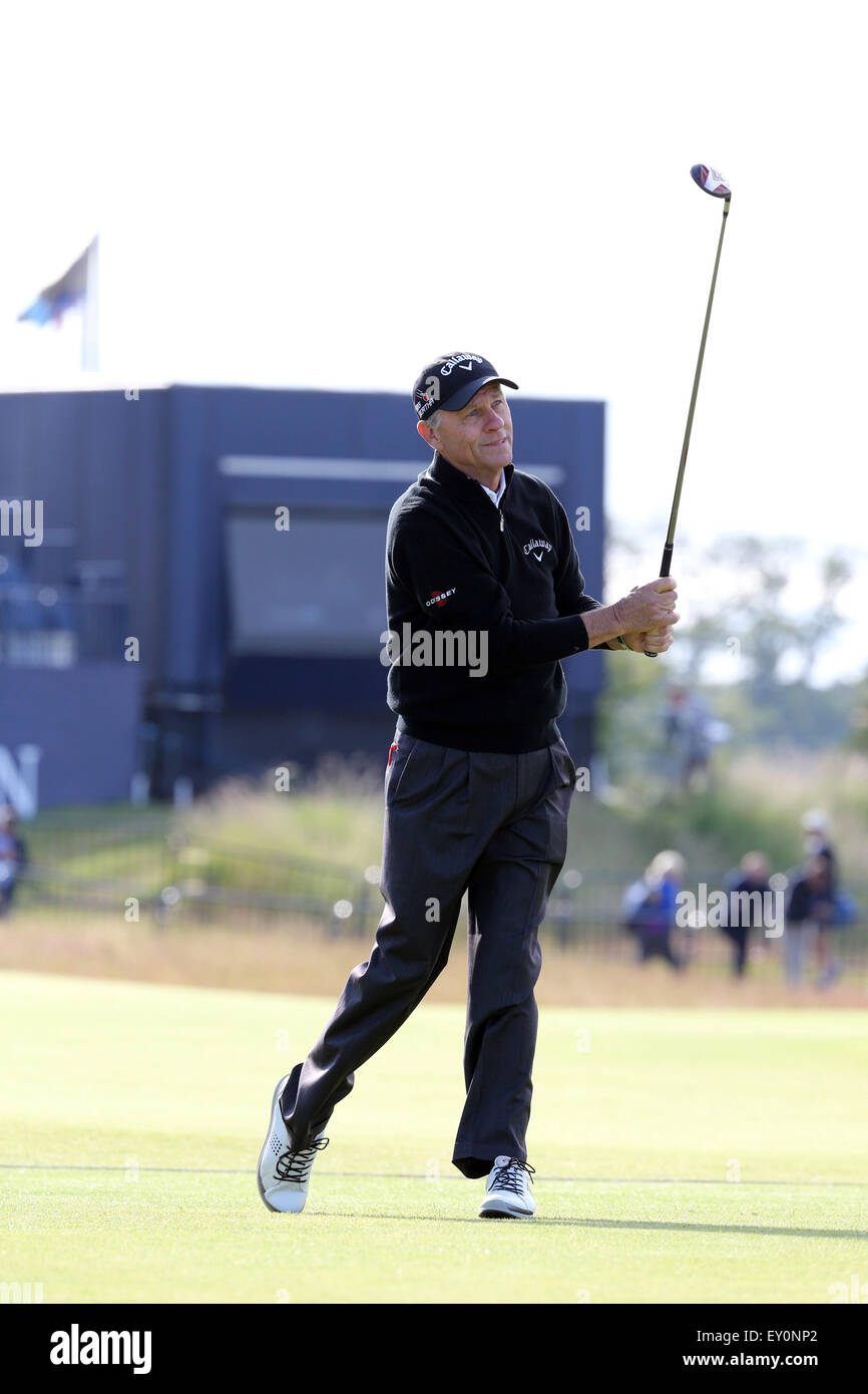 Fife, Scotland. 15th July, 2015. Bill Rogers (USA) Golf : Bill Rogers ...
