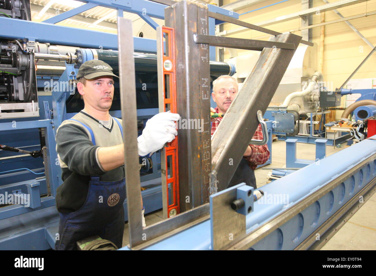 German workers hi-res stock photography and images - Alamy