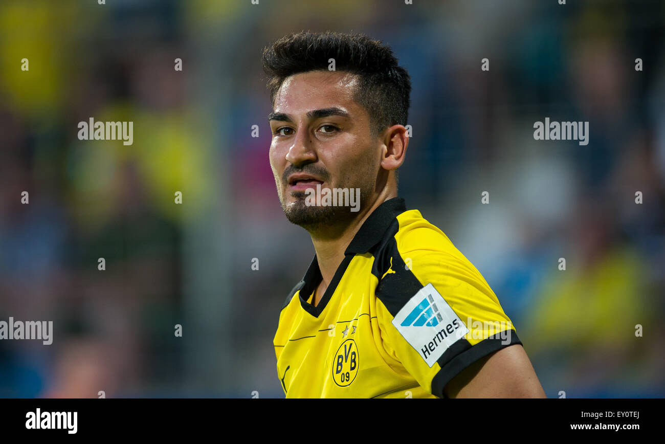 Dortmund's Ilkay Gundogan in action during the soccer test match VfL ...