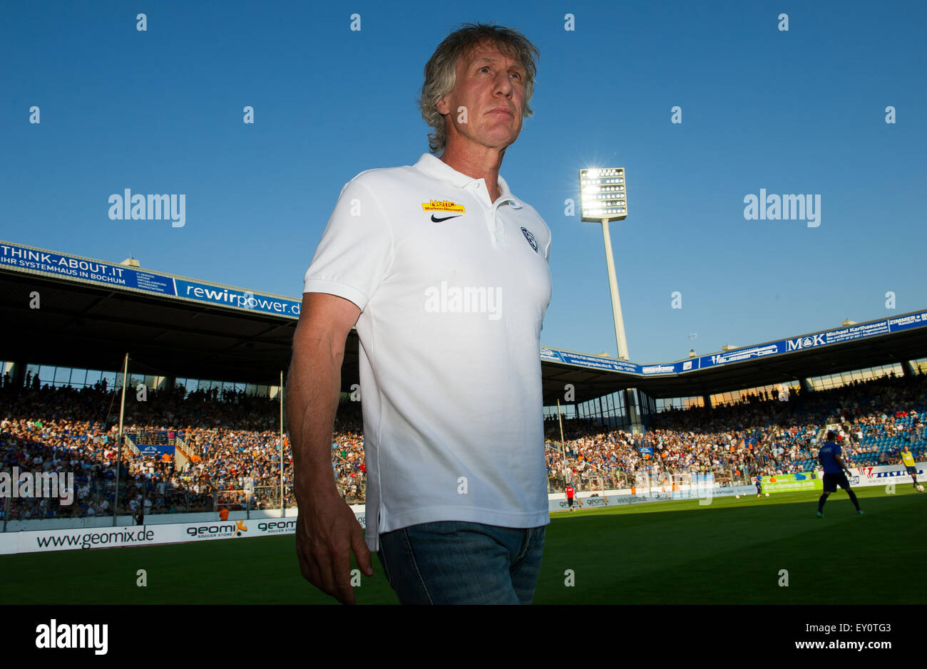 Bochum, Germany. 17th July, 2015. Bochum's coach Gertjan Verbeek ...