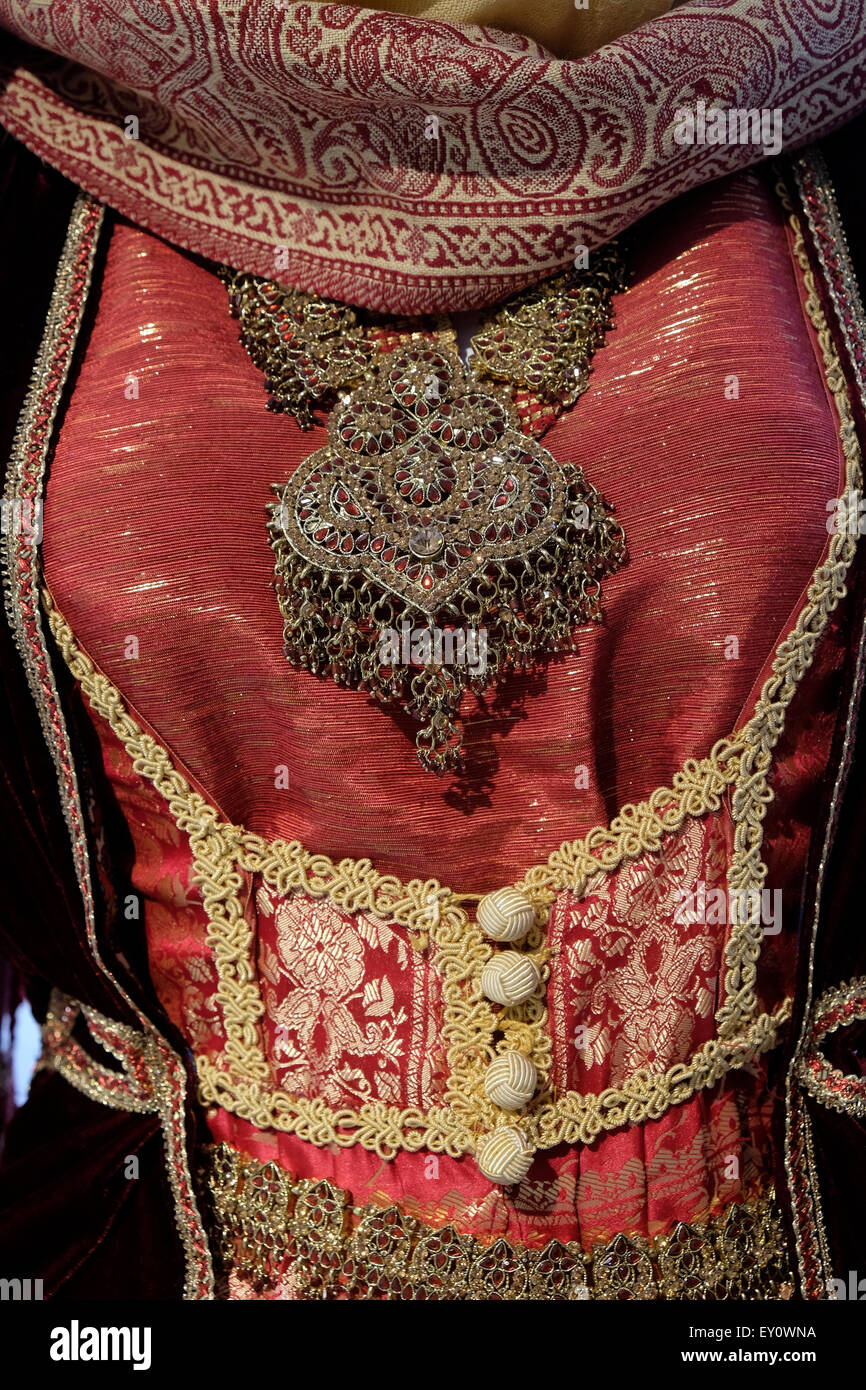 Azerbaijan traditional costume hi-res stock photography and images - Alamy