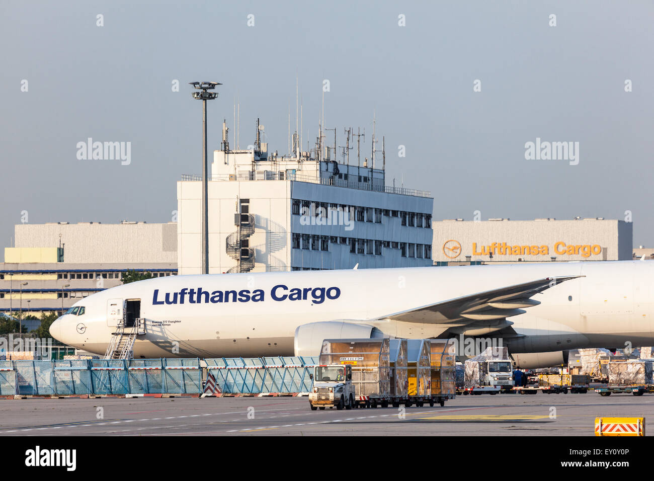 Boeing 777 freighter hi-res stock photography and images - Alamy