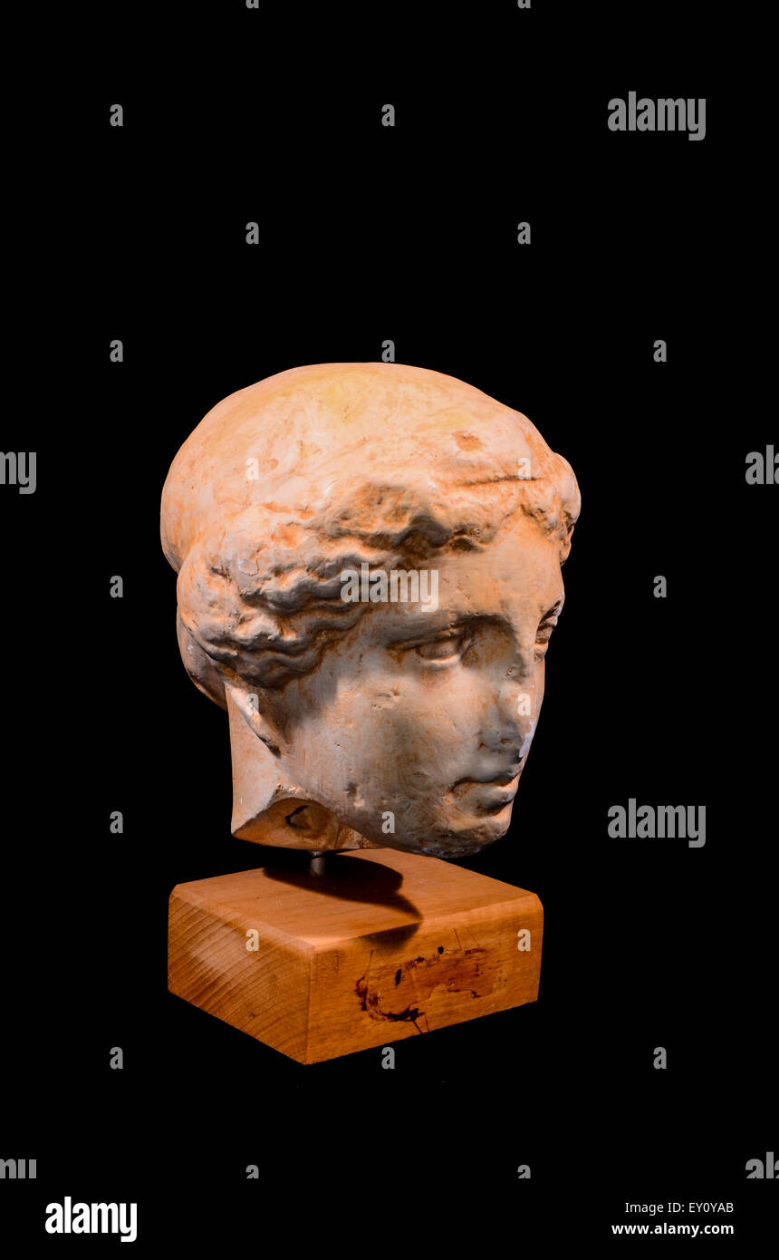 Head of the Ancient Greek Statue Isolated Stock Photo - Alamy
